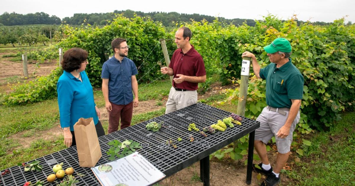 President Pollack touts agricultural innovation at Cornell AgriTech | CALS